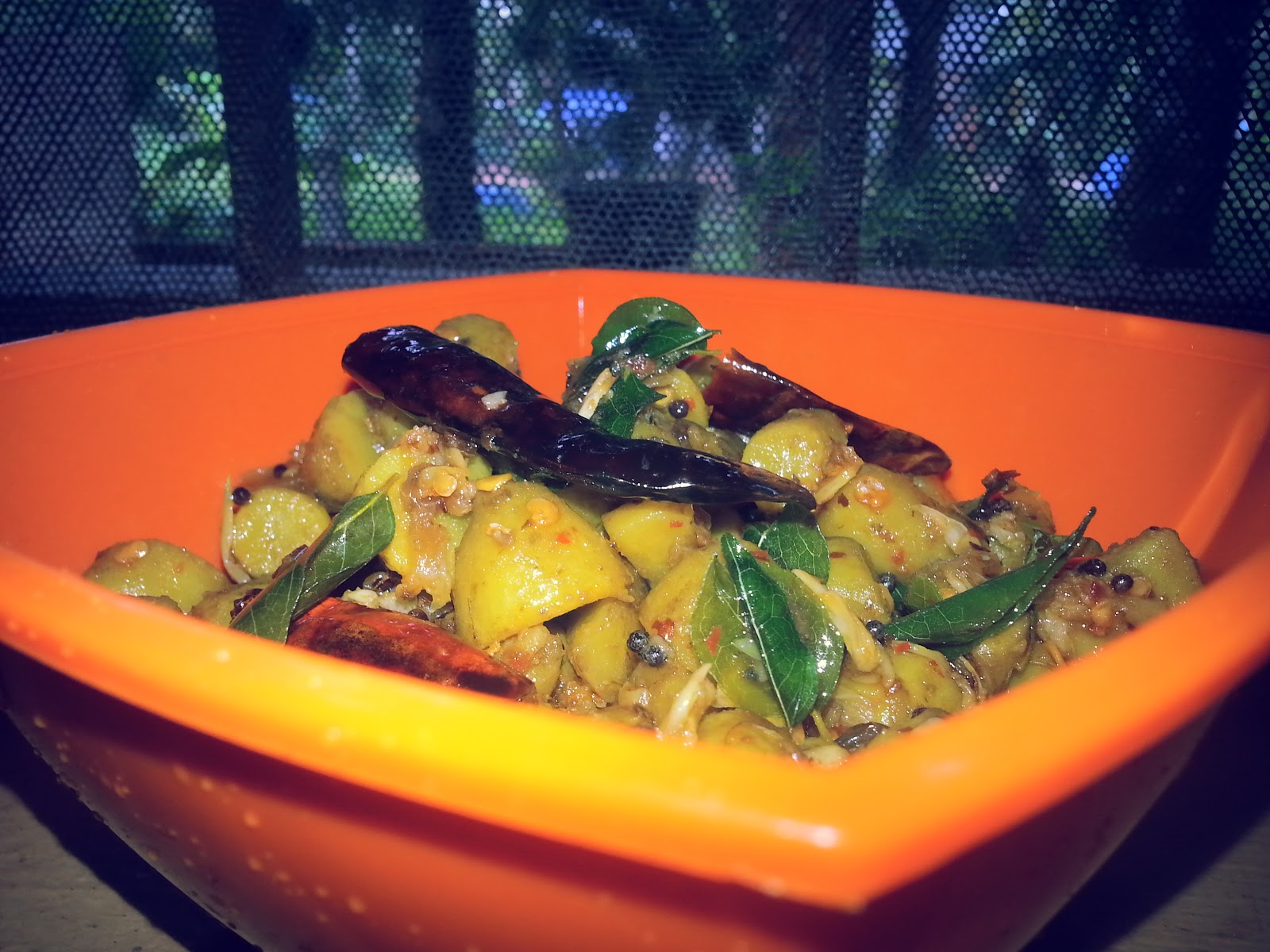 Koorkka upperi or thoran / Rotundifolius tubers recipe | Kunjaminas Recipes