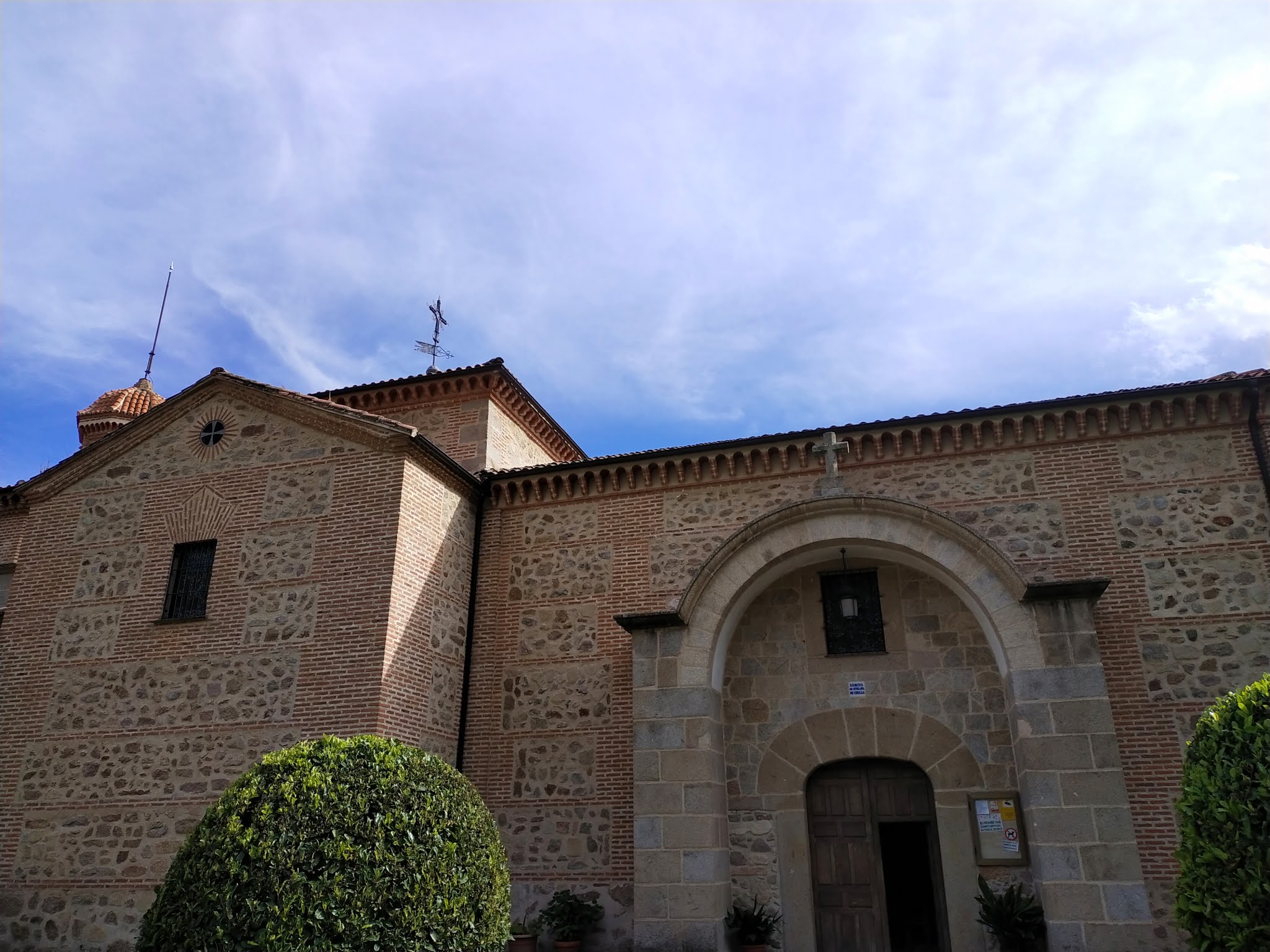Santuario de la Virgen de Chilla en Candeleda