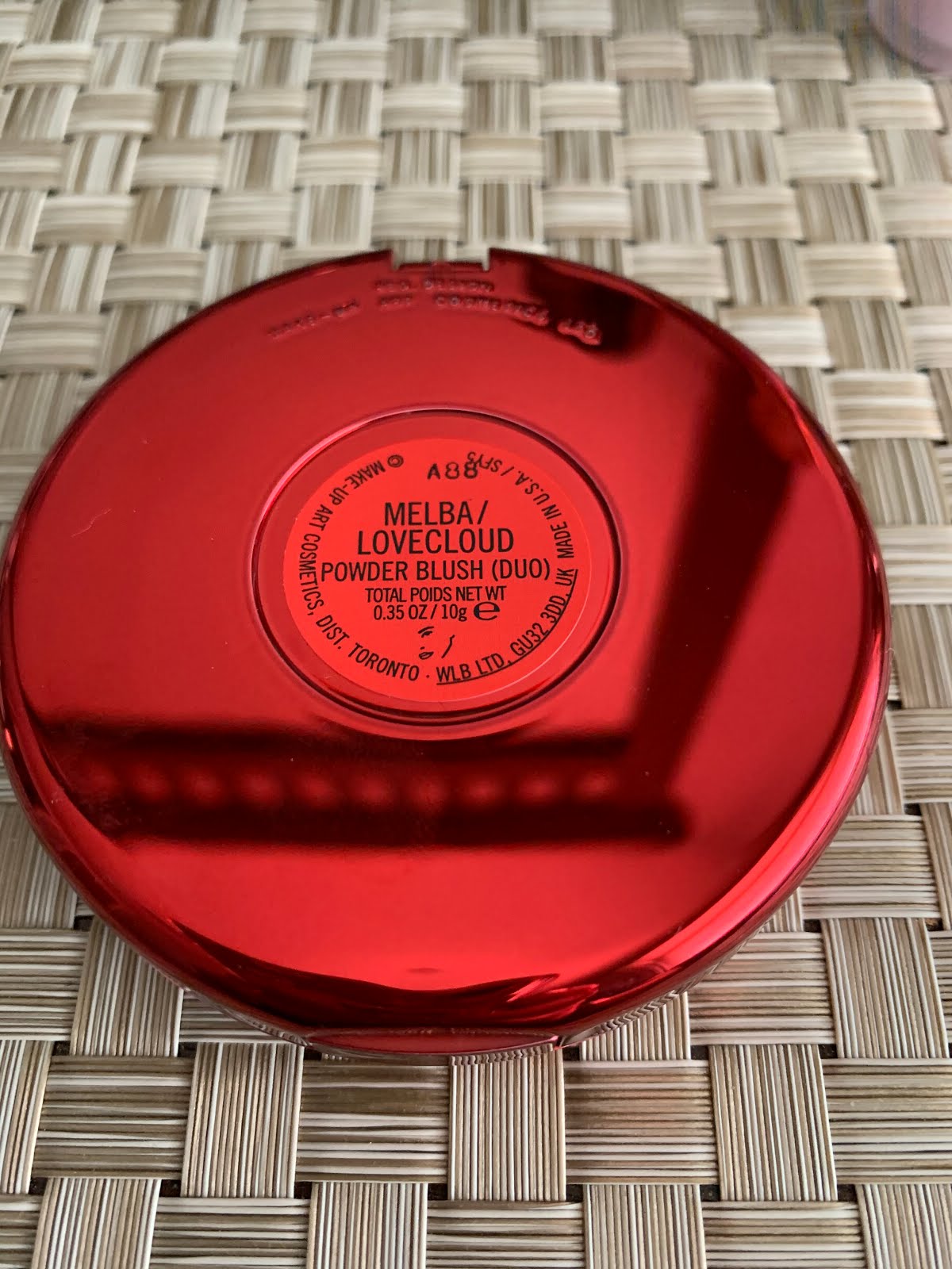 Thoughts: MAC Powder Blush (Duo) / Lucky Red