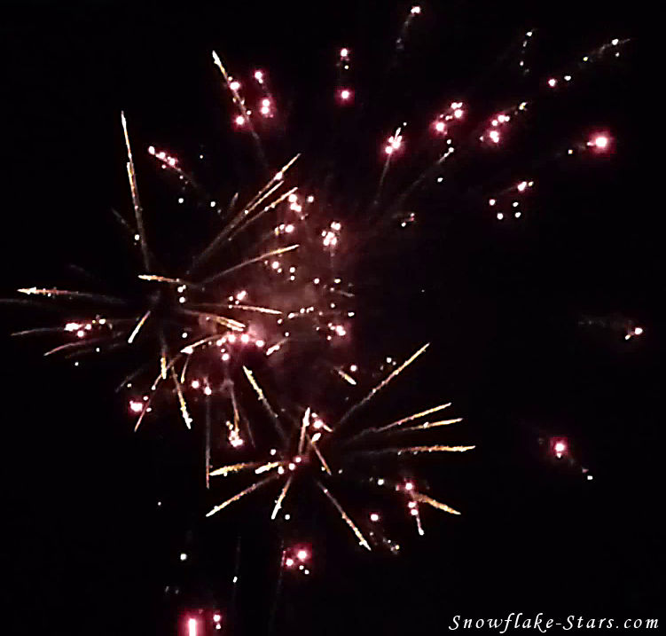 Snowflake-Stars: Fireworks