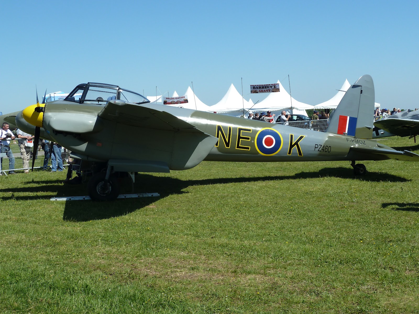 Les fanas de l'aviation: De Havilland mosquito