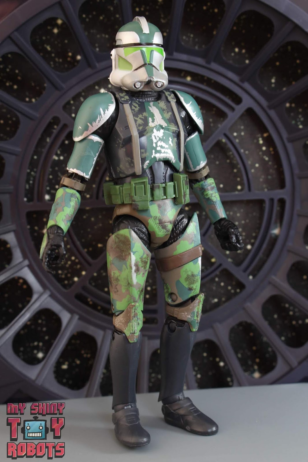 My Shiny Toy Robots: Toybox REVIEW: Star Wars Black Series Clone ...