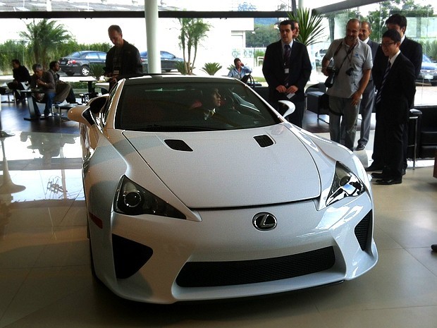 Carros Fantásticos: Lexus inicia operação própria no Brasil