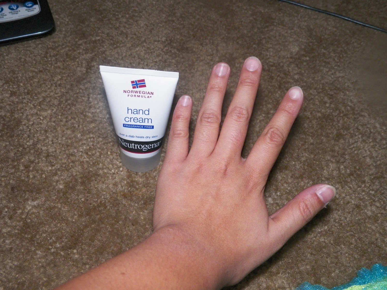 mygreatfinds: Neutrogena Norwegian Formula Hand Cream Review