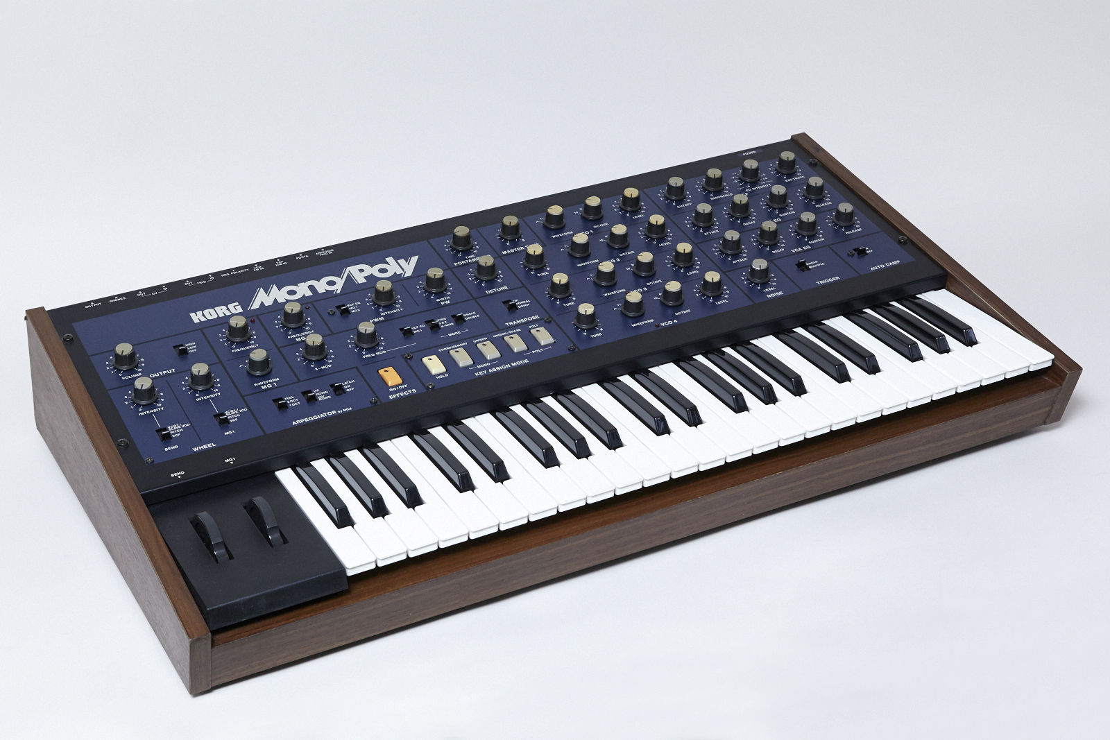 MATRIXSYNTH: KORG Mono/Poly SN 371946