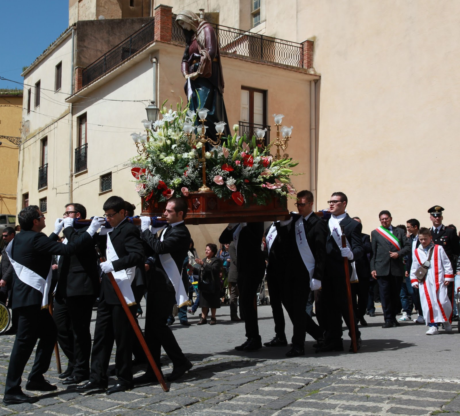 Parloinfoto: VENERDI' SANTO A RACALMUTO