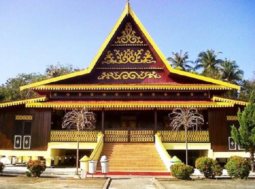 Rumah Tradisional Selaso Jatuh Kembar, Rumah Adat Melayu Dengan Nuansa ...