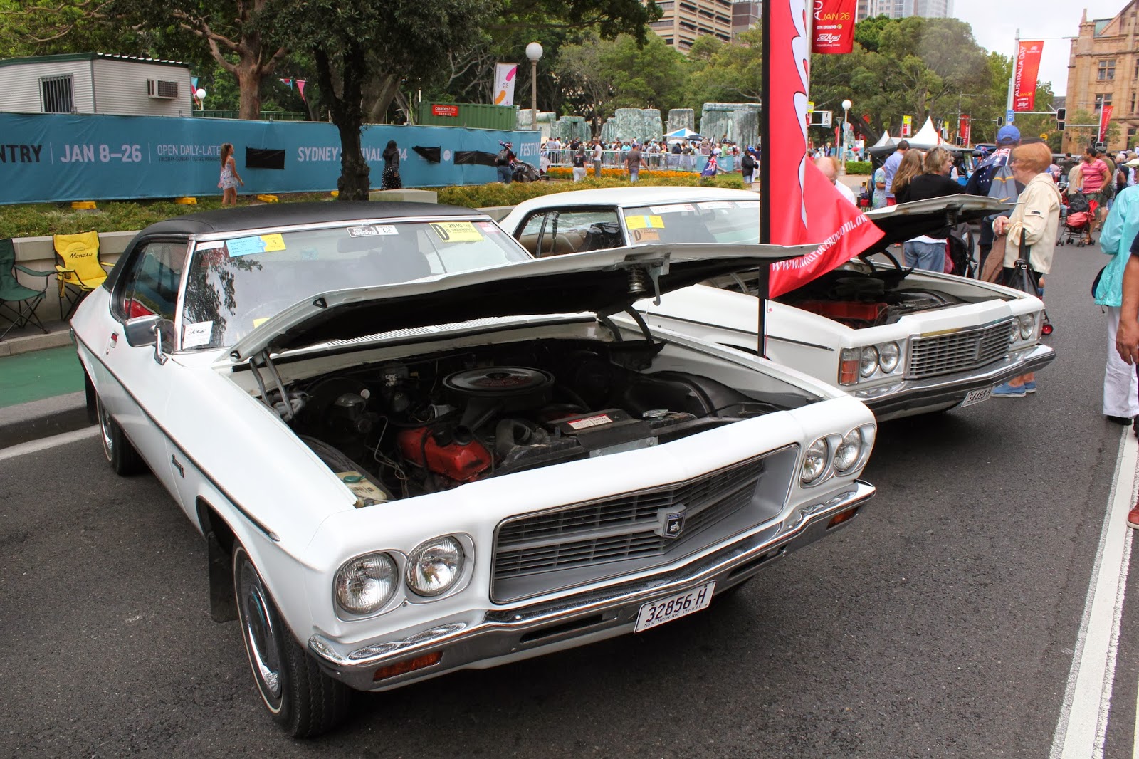 Aussie Old Parked Cars: 1973 Holden HQ Monaro LS 253 V8