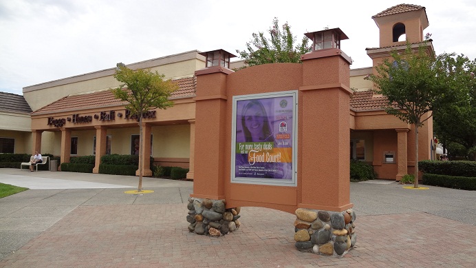 Caring Is Not Only Sharing...: Shop Till Drop In Folsom Factory Outlets