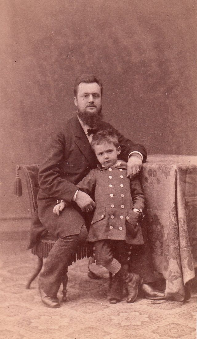 Victorian Fatherhood: Lovely Photos of Fathers With Their Children in ...