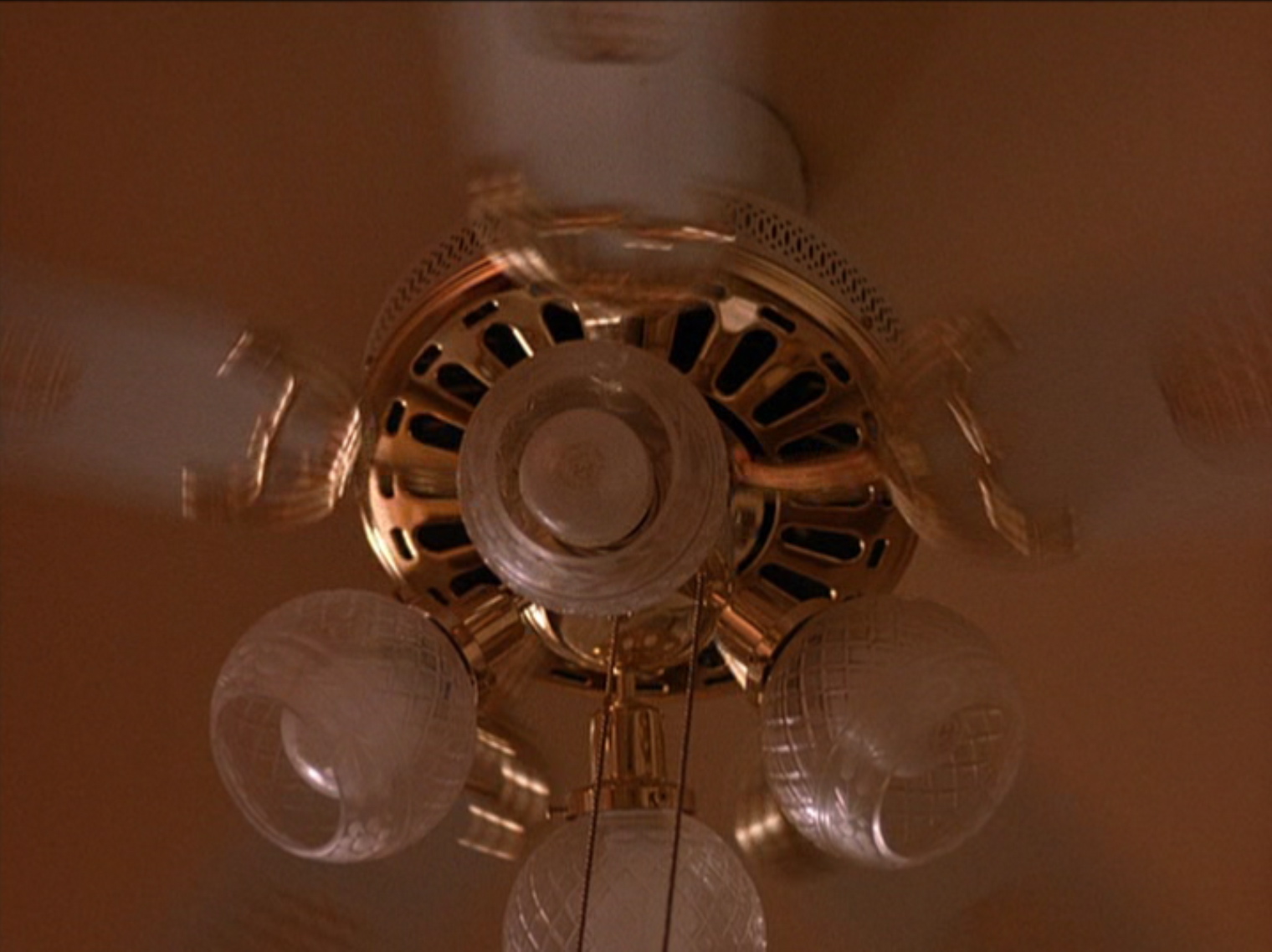TWIN PEAKS PROPS: Prop Identification: Pilot Ceiling Fan