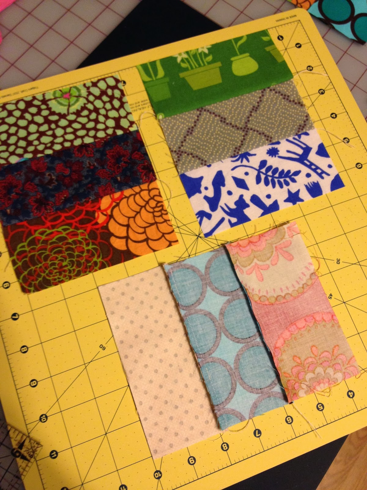 Noguchi Designs: scrappy charm coasters