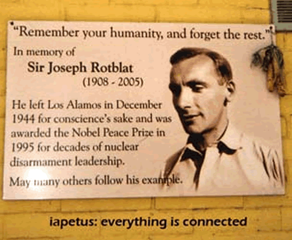 ΑΓΓΙΓΜΑ ΦΥΣΙΚΗΣ...: Σαν σήμερα...γεννιέται ο Sir Joseph Rotblat.