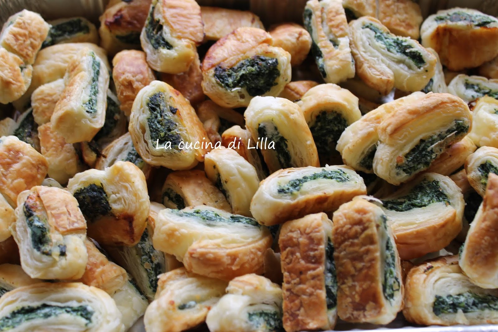 Finger food: Rustici ricotta e spinaci