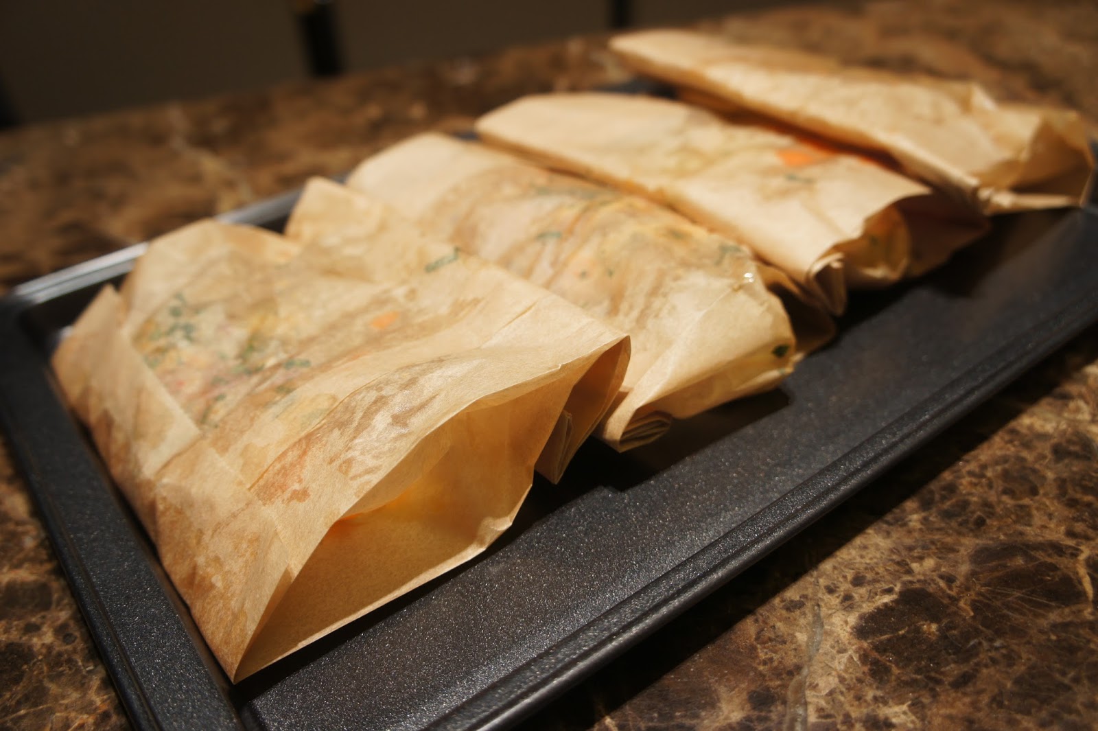 Say My Kitchen: Thai Basil Paper Bag Chicken 新鲜罗勒(九层塔)纸包鸡