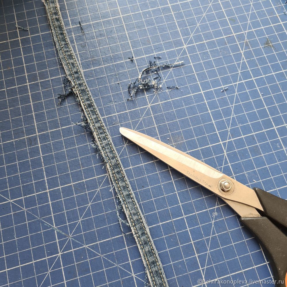 Recycled Denim Bag. Free Pattern & Tutorial ~ DIY Tutorial Ideas!