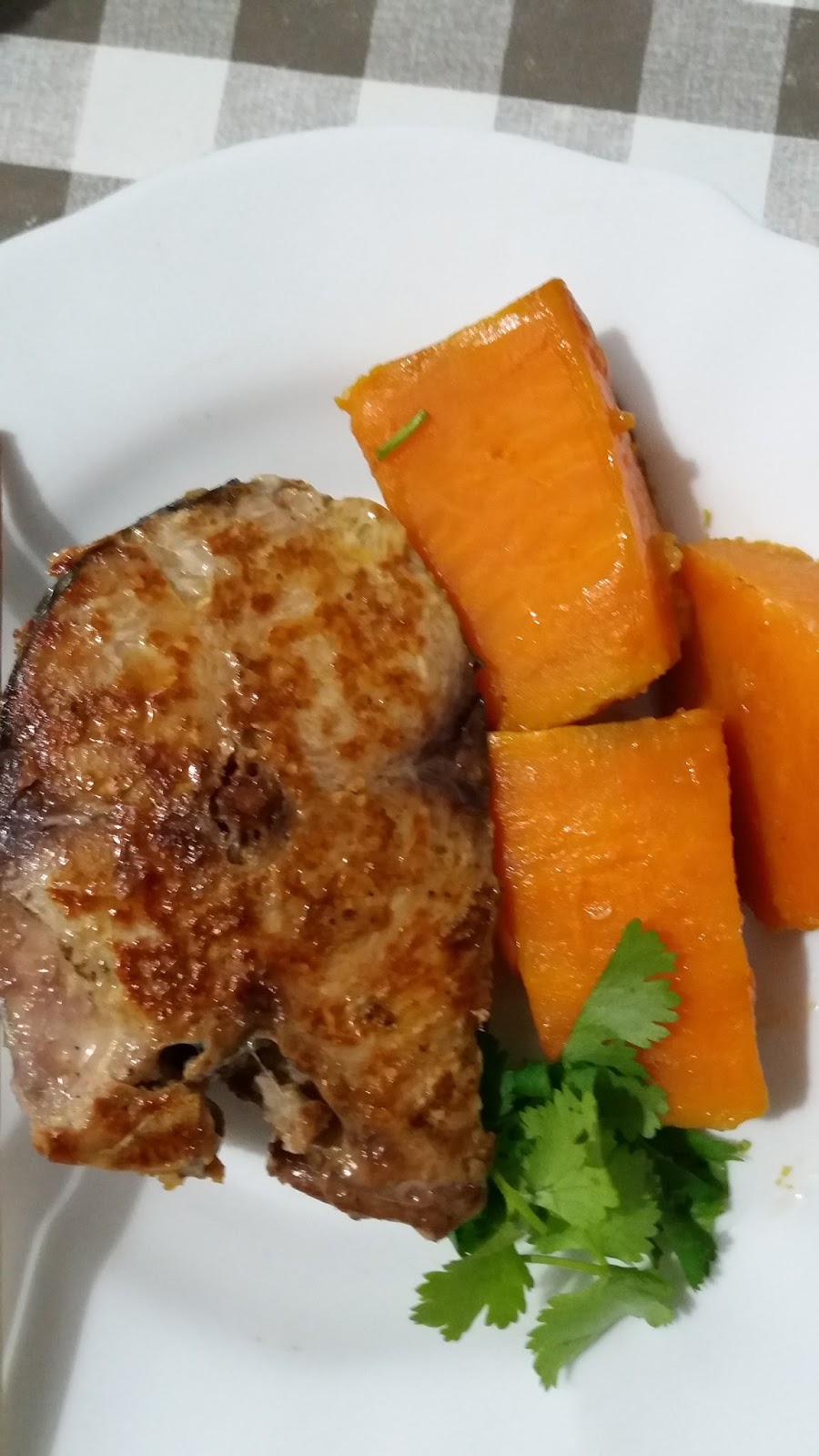 FloViCook: Darnes de bonite grillées à l'huile d'olive