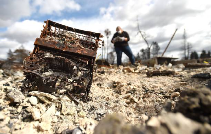 oz.Typewriter: Our Typewriters Are Burning