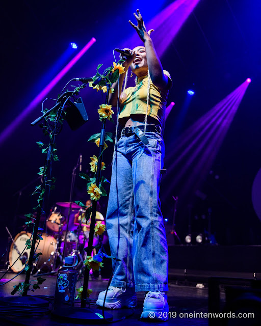 one in ten words: Umi at Rebel - Concert Photos