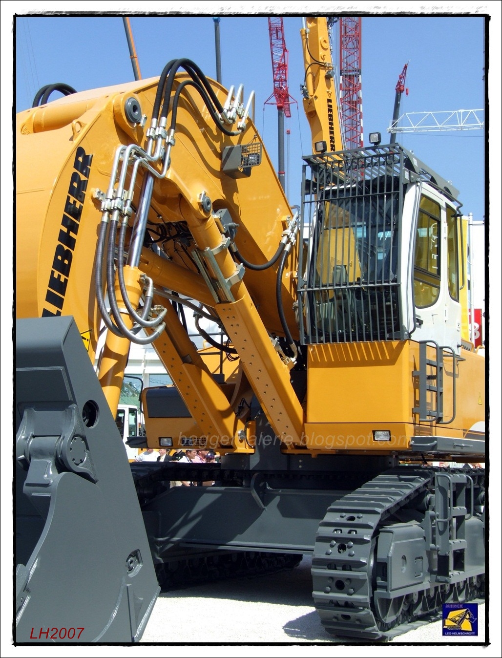 Bagger Galerie Construction Machines: LIEBHERR 964C Hydraulikbagger mit ...