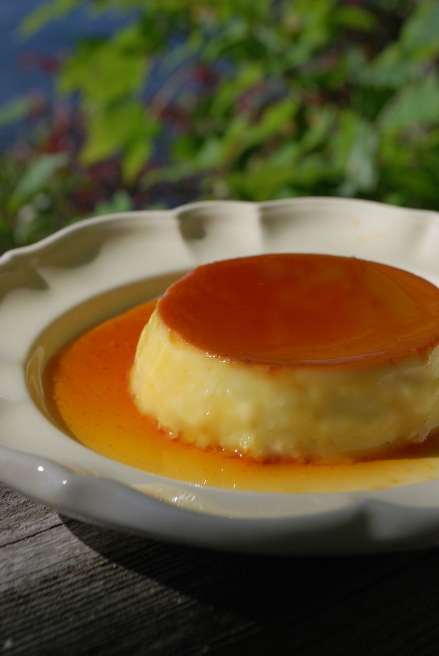 Scrumpdillyicious: Classic French Crème Caramel