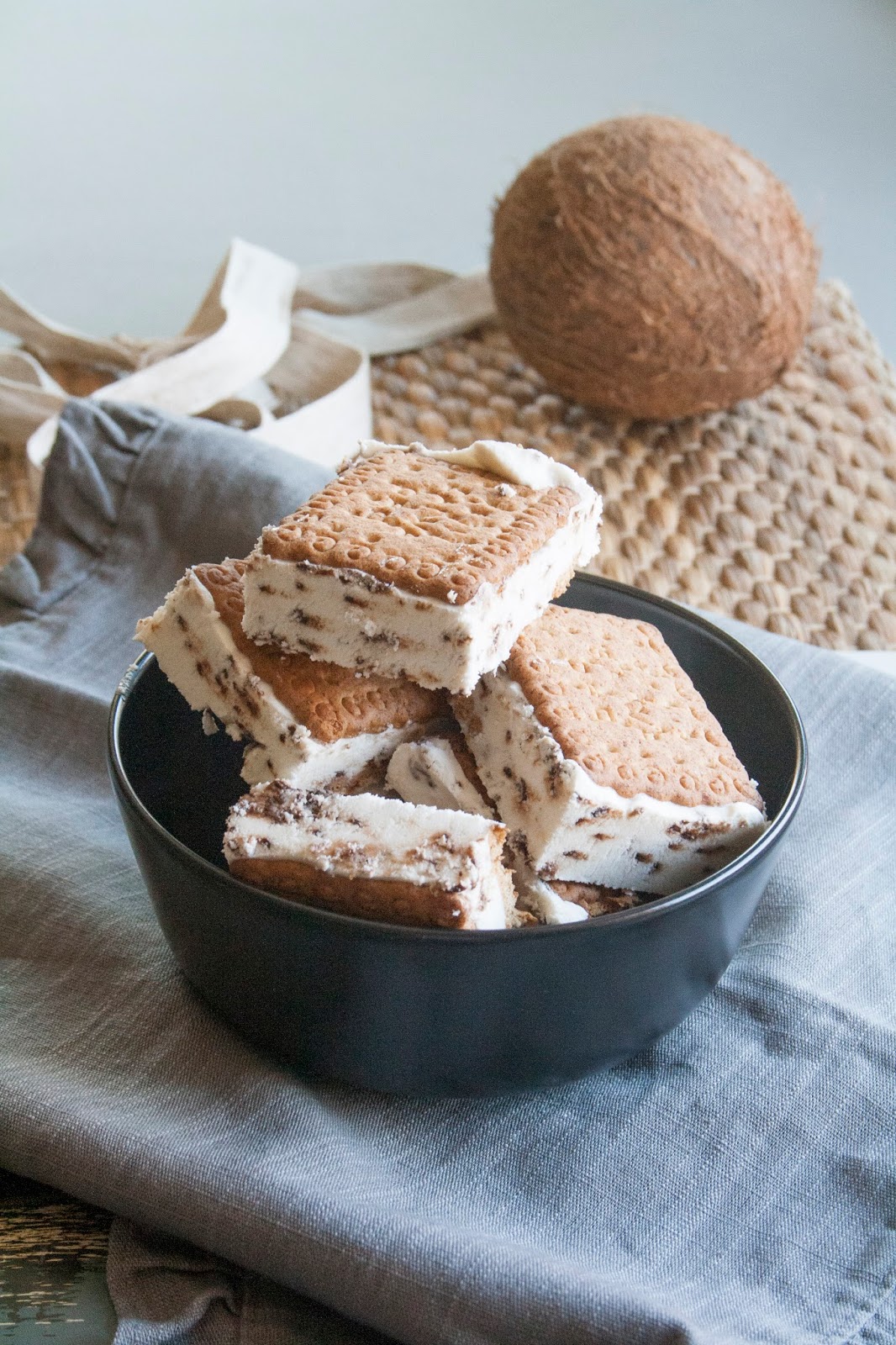 Gelato biscotto fatto in casa | Ricetta ed ingredienti dei Foodblogger ...