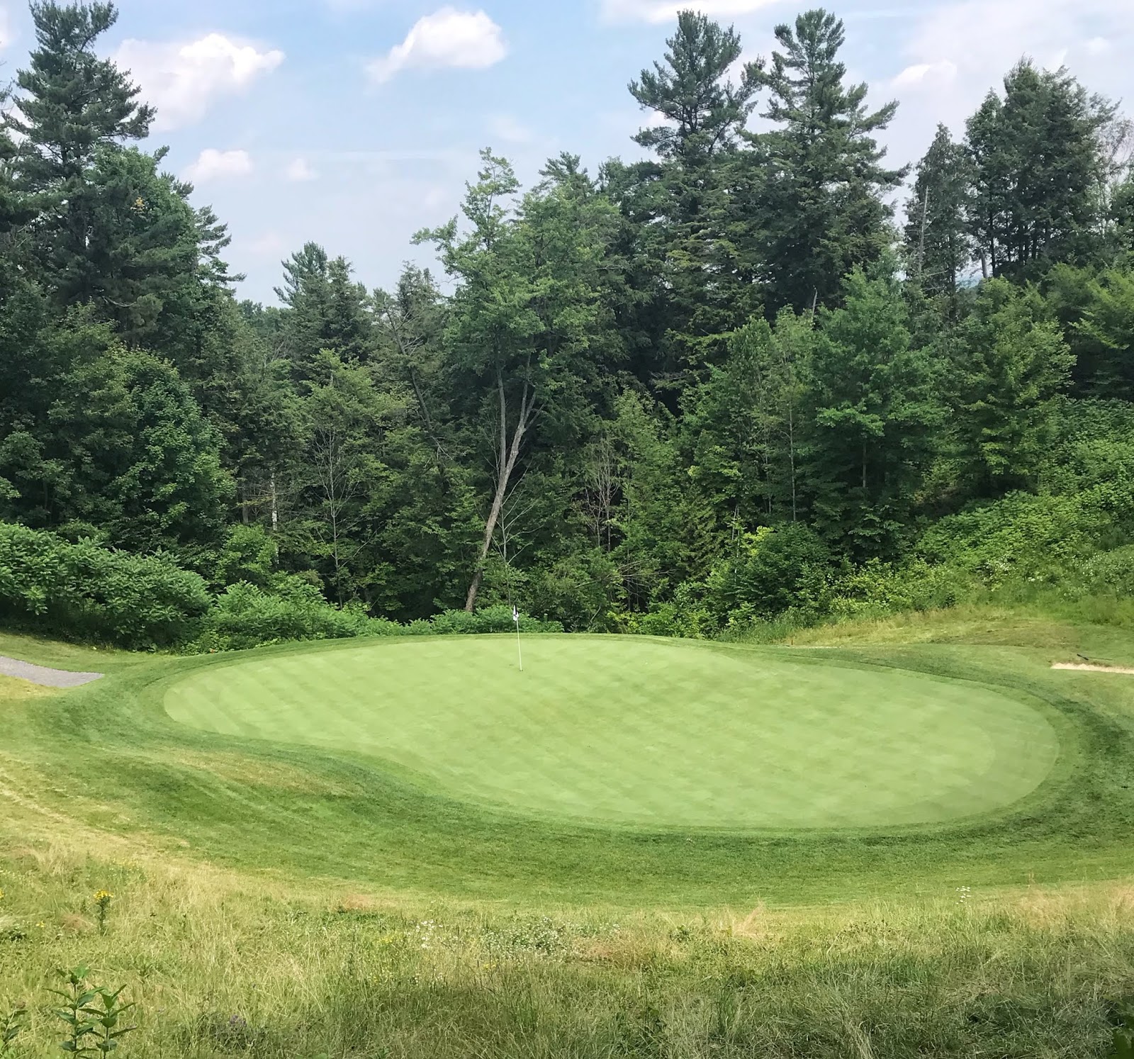 Ottawa Golf Blog: Golf Course Review - Camelot Golf and Country Club