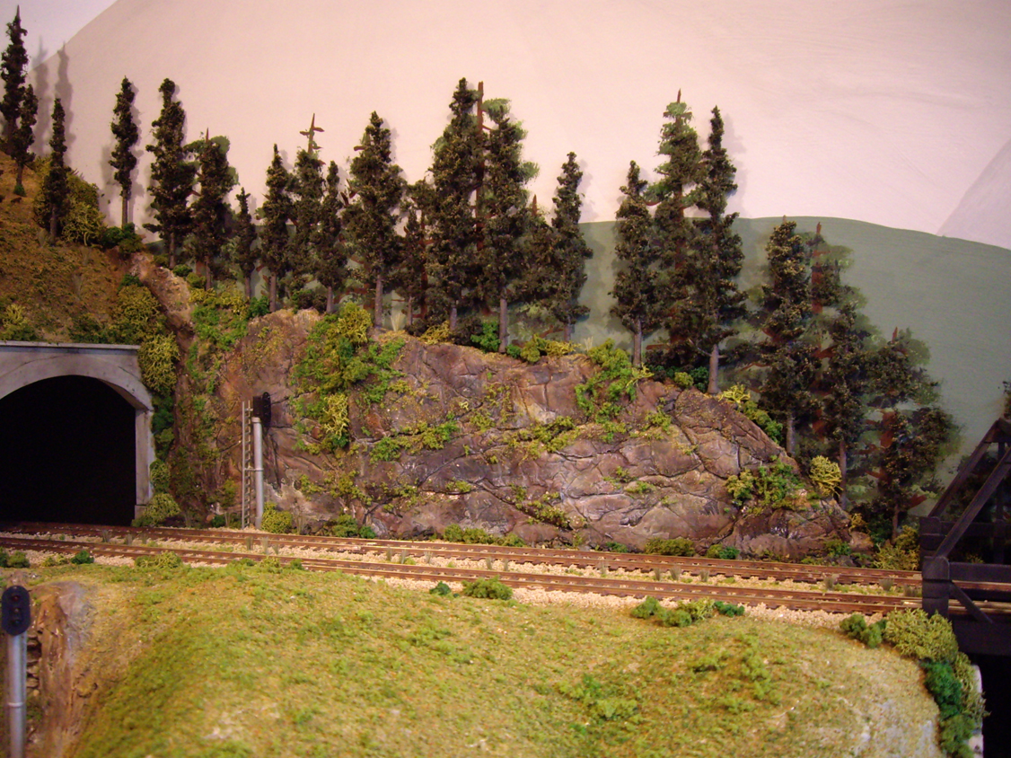Layout Scenery Part II - Background - TY'S MODEL RAILROAD