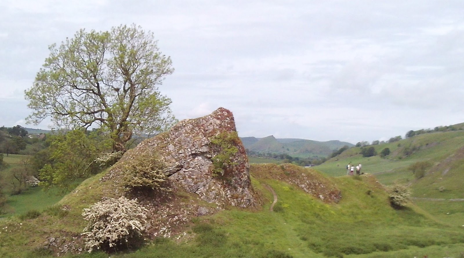 Walking The Peak: Brierlow Bar, Earl Sterndale, Crowdicote, Pilsbury ...