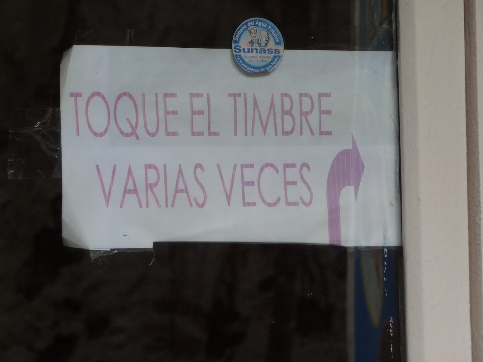 Senyalèctica i cartelleria: Toque el timbre...