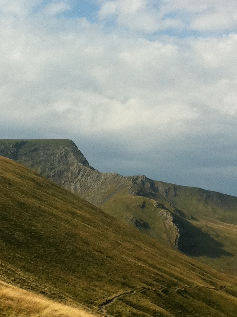 Great British Escapades: Sharp Edge -v- Striding Edge