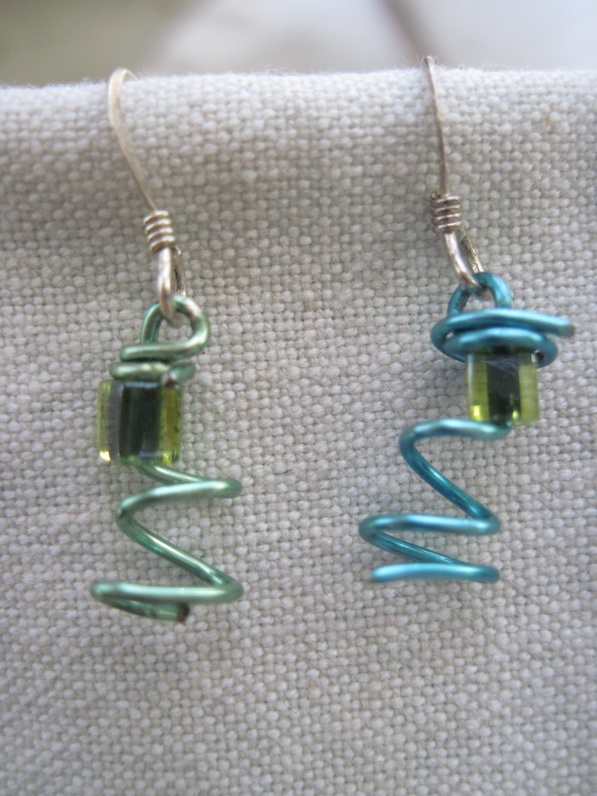 Breaking the Chain Through Jewelry: Jewelry