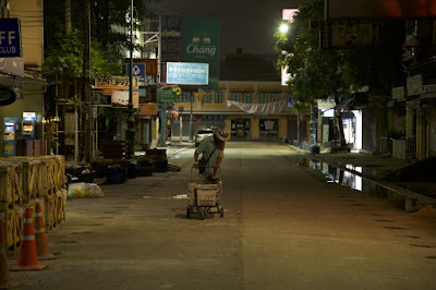 Thai E-News : เรื่องเล่าจากภาพ #โควิค19 #รัฐบาลส้นตีน #เราไม่ทิ้งกัน A ...