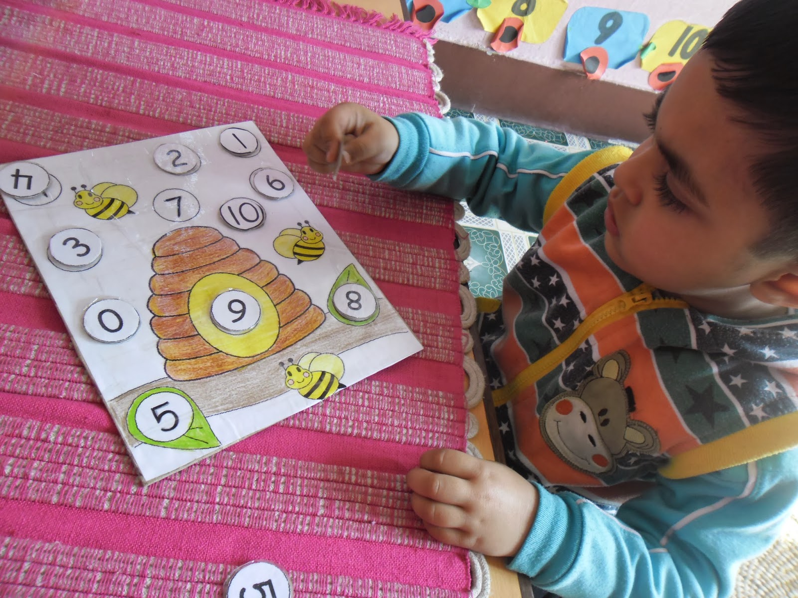 Happy Crayons School: Number work for Nursery-1