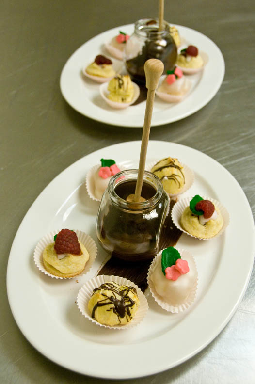 Sweet Treats: food, photography, life: Recap: Petit Fours & Mini ...