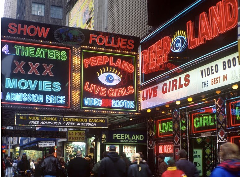 Is this where Sal went to the peep booth shows after work?! : r/howardstern