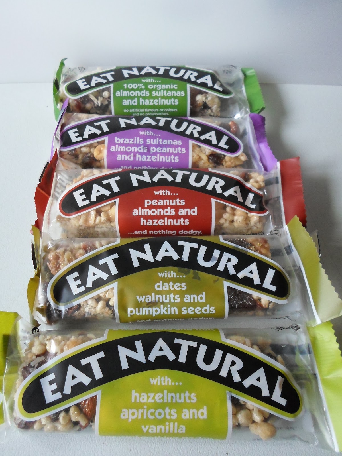 Review: Eat Natural Bars - Sugarpuffish