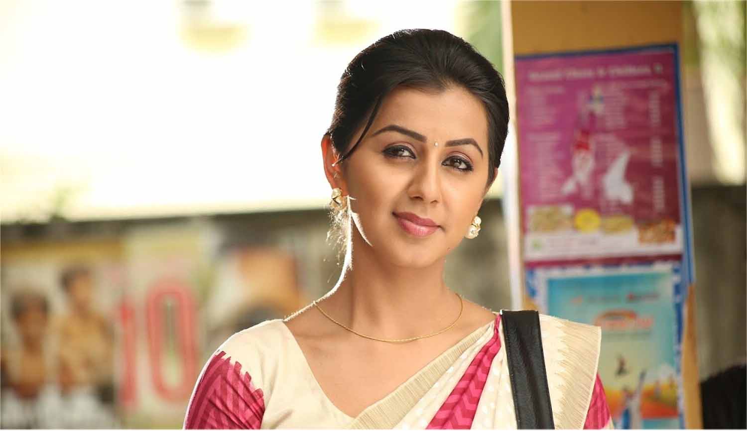 Maragatha Naanayam Movie Stills - New Movie Info Tamil Hindi Telugu ...