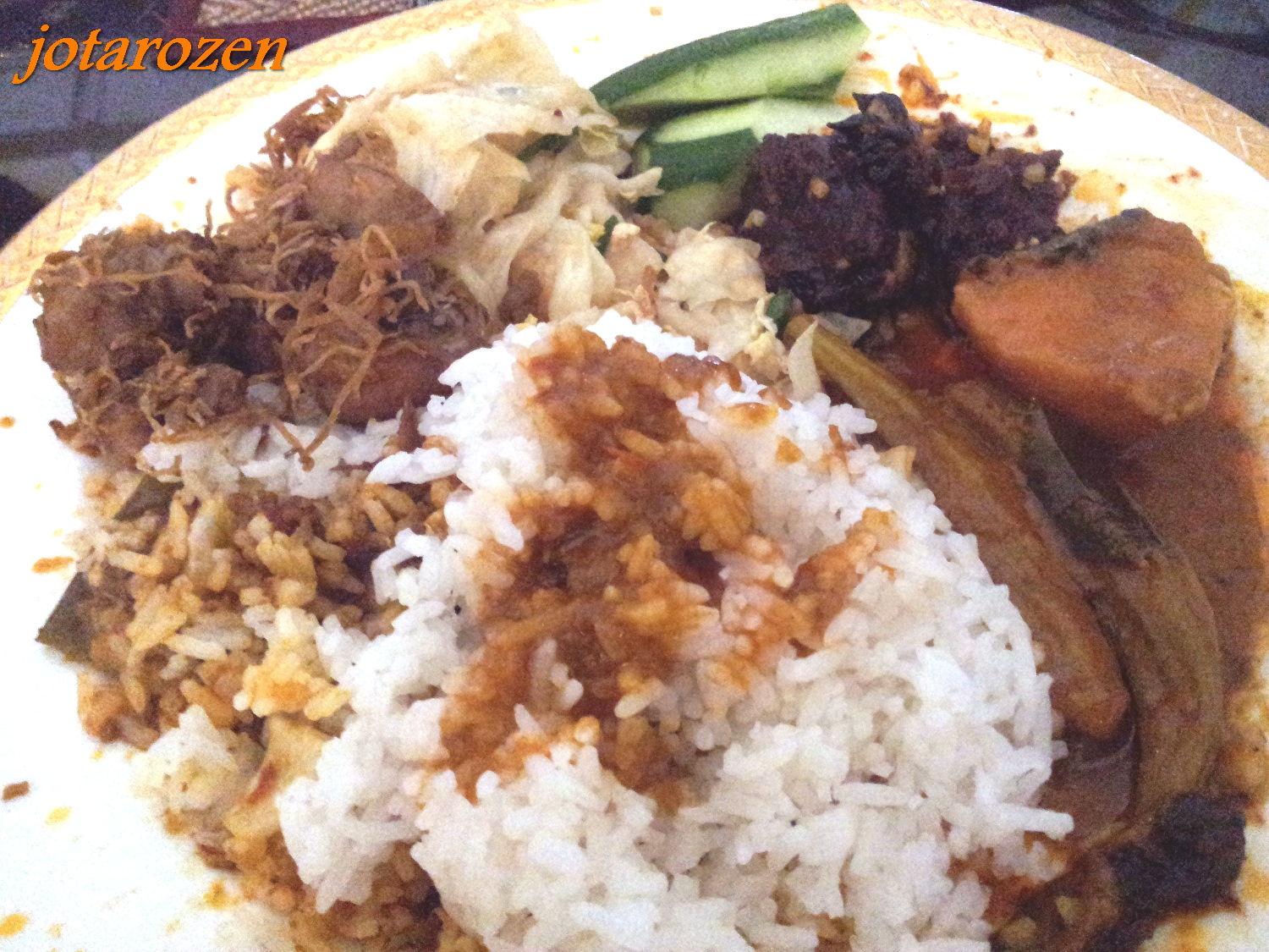 Footsteps - Jotaro's Travels: YummY! - Nasi Bojari @ Madam Kwan's