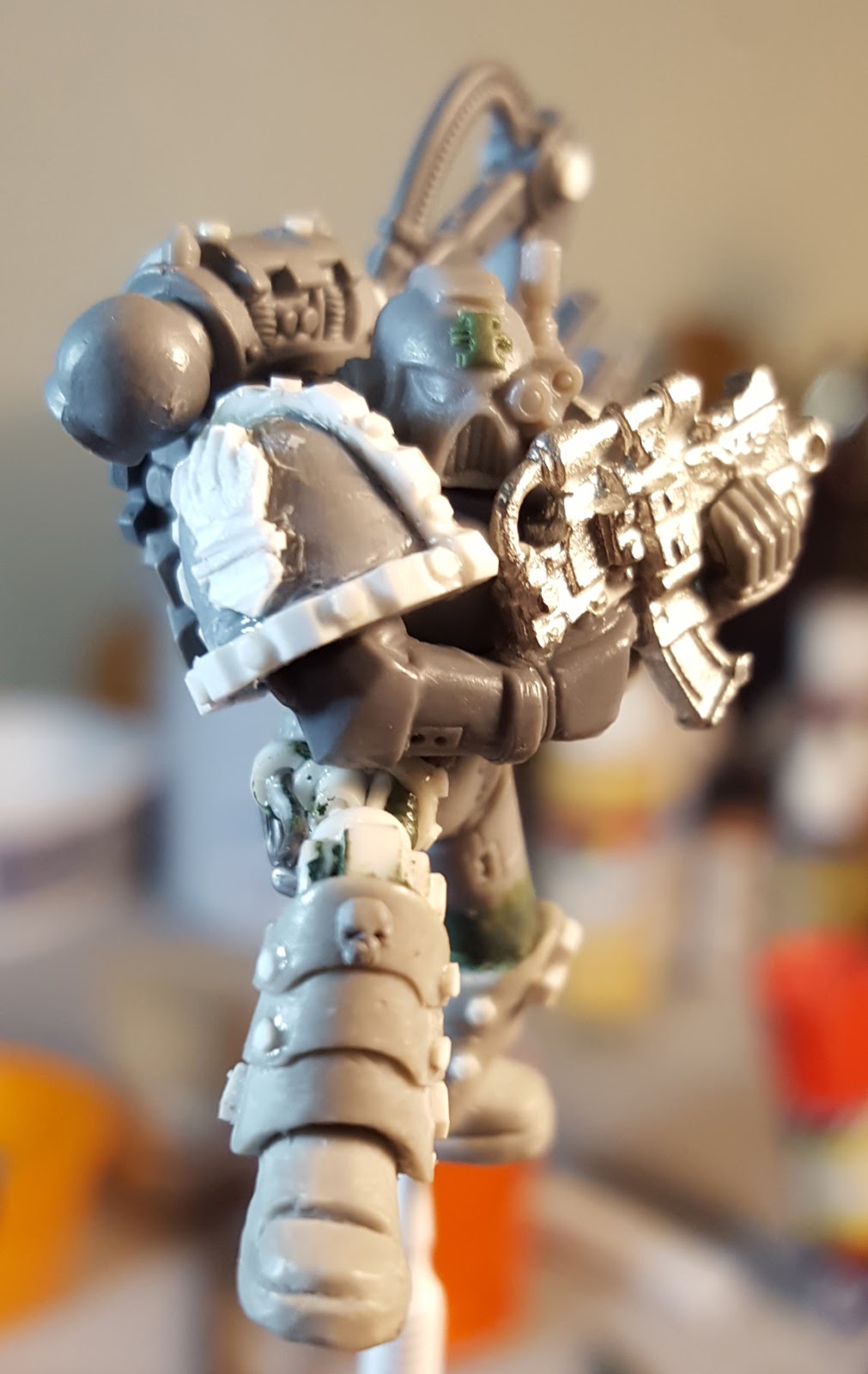 White Tanks Hobbies: WIP - Custom Deathwatch Iron Hand