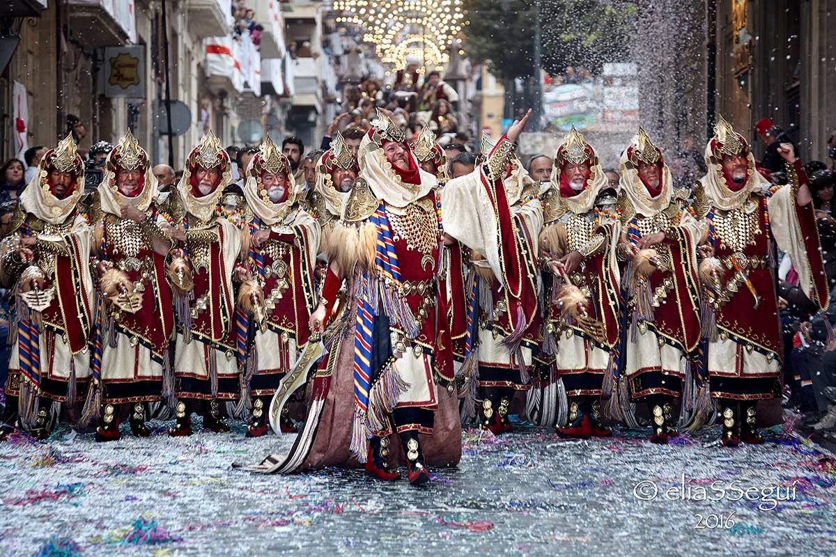 FESTES DE MOROS I CRISTIANS D'ALCOI: HISTÒRIA FILÀ MARRAKESCH D'ALCOI