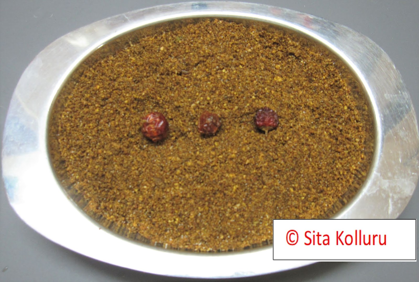Sita's Ruchulu: Chinta chiguru podi (Tender tamarind leaves powder)