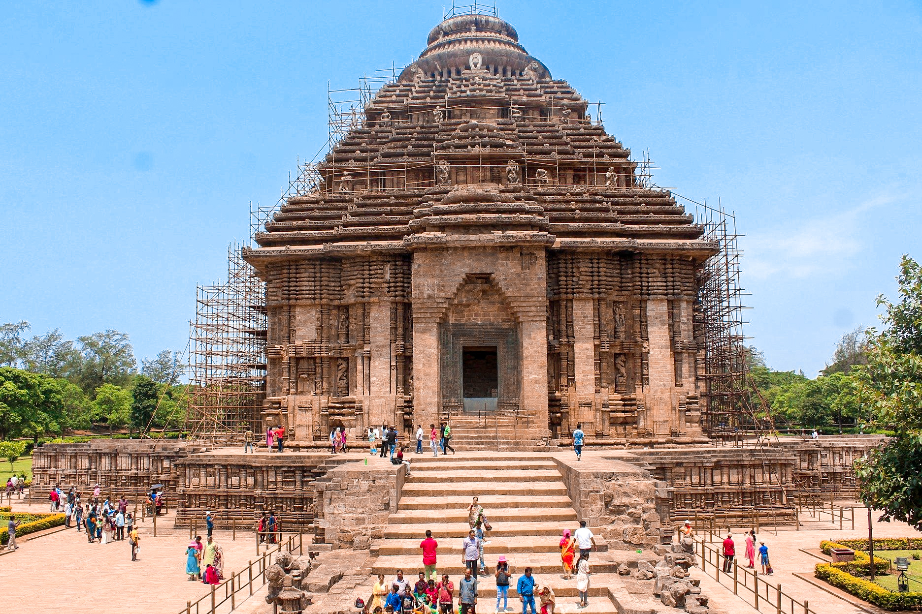 Konark Sun Temple One Of The Most Beautiful World Inheritance Site Of ...
