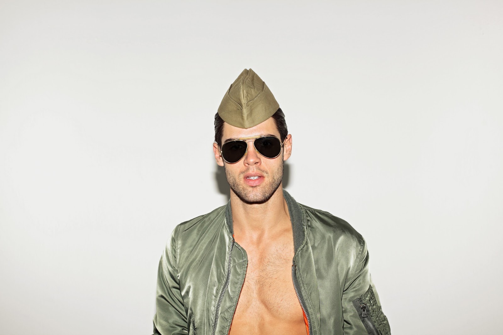 Oh yes I am: Chad White by Simon Pavan