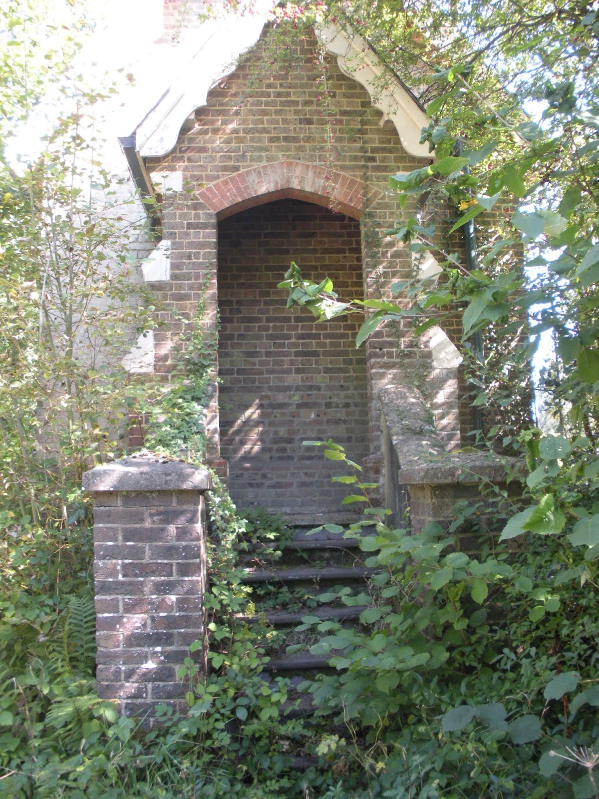 Friends of the Hawkhurst Line: Rowfant Station