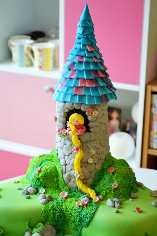 Rapunzel Tower Cake Tutorial