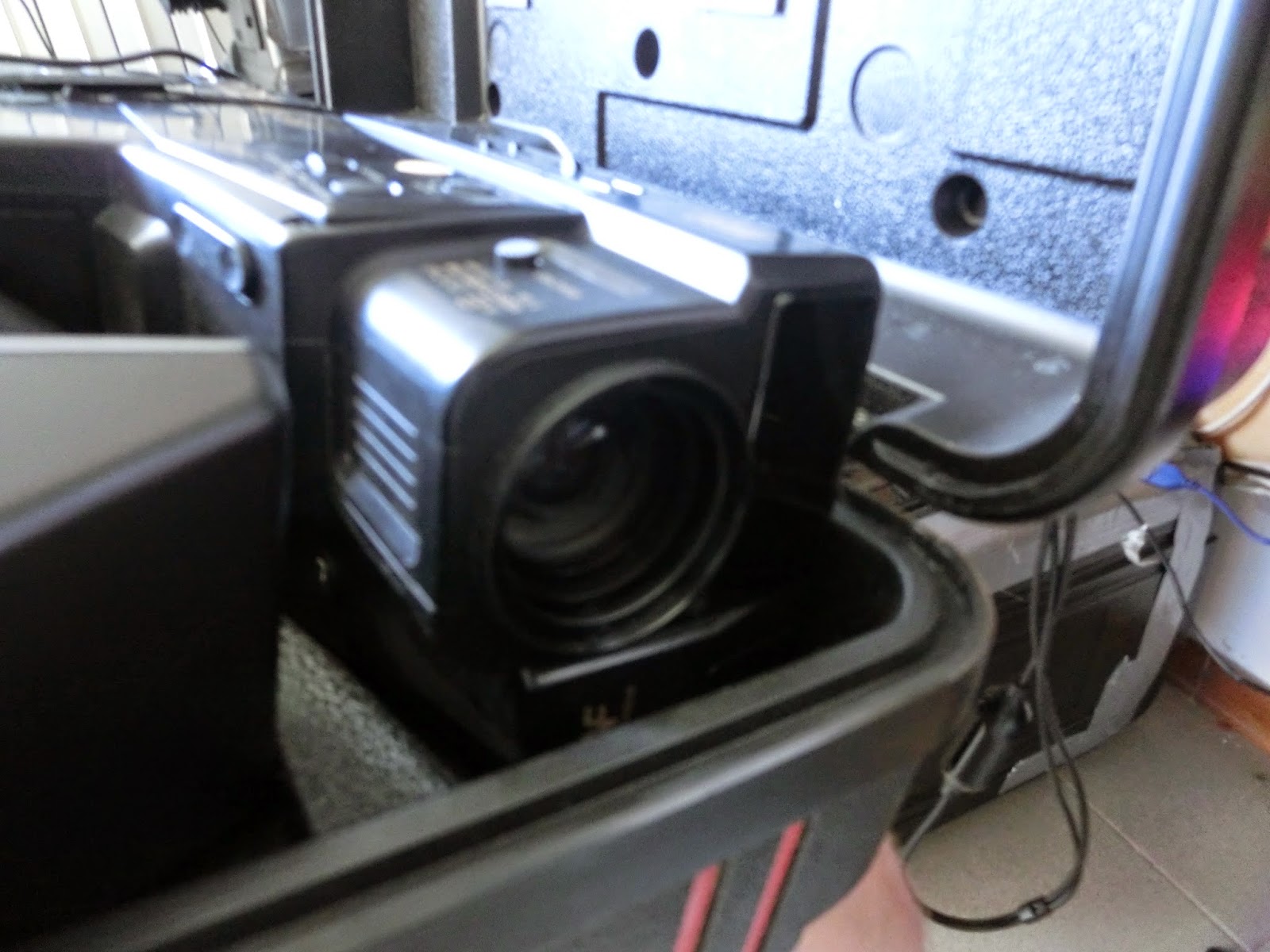 COMPUTERMUSEO WORLD!: una telecamera compatta e professionale anni 90