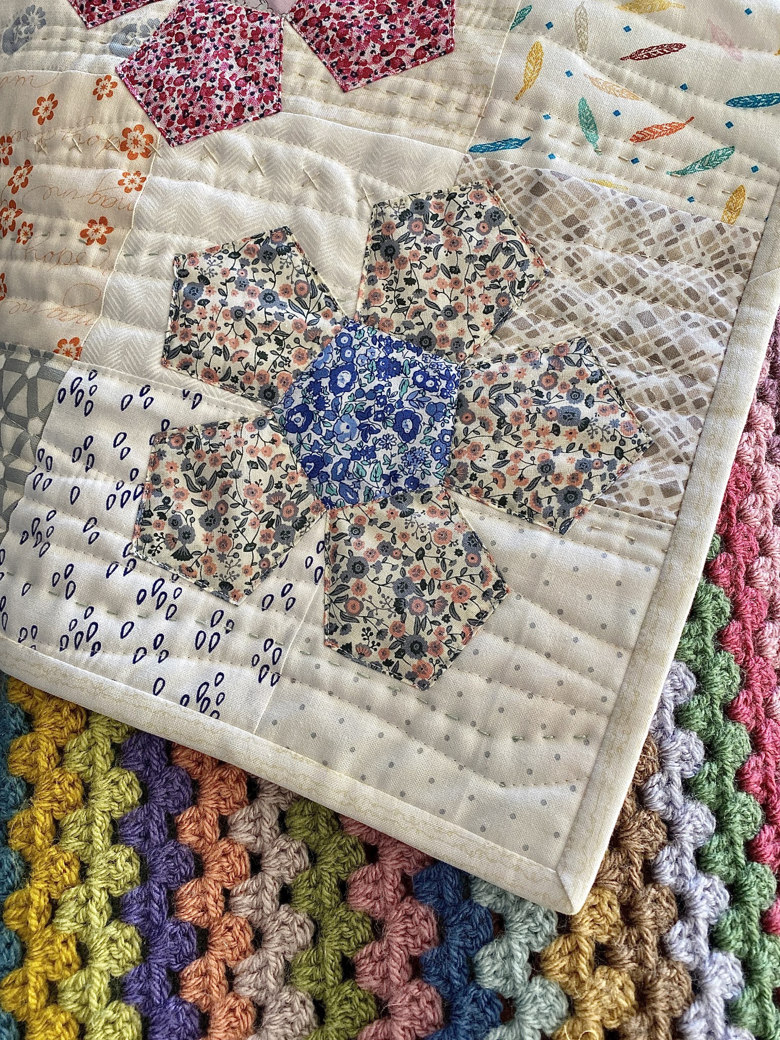 A Pentagon Flower Garden - Samelia's Mum