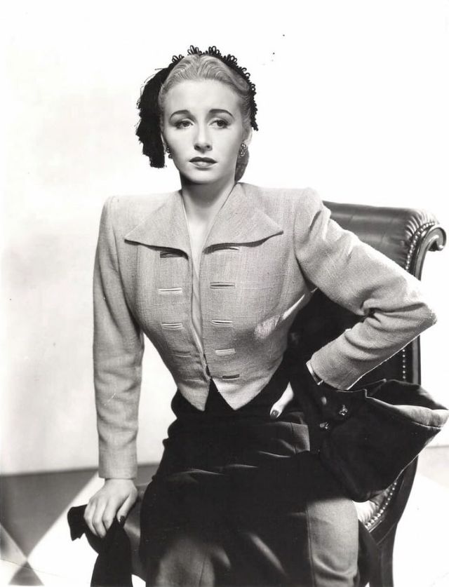 Beautiful Photos of Czech Figure Skater and Actress Vera Ralston in the ...