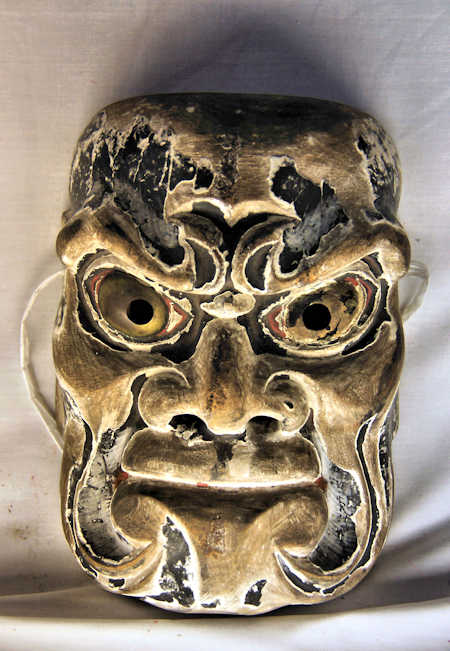 More glimpses of unfamiliar Japan: Kanmai Masks at Hirakiki Shrine